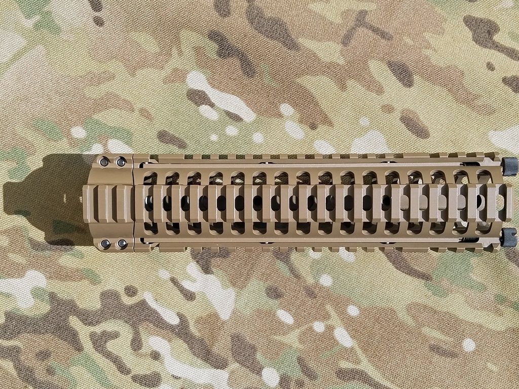 WTS: LIKE NEW 9" FDE LWRC MKIIB ARM-R Rail - AR15.COM